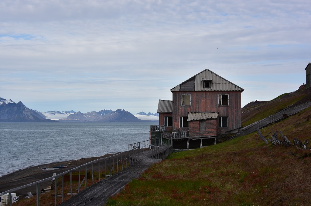 Minebyen Barentsburg - Two Danes On Tour